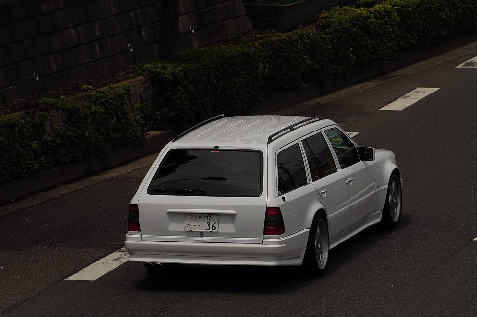 それは適度な75%の満足感。: 124 複数台所有の素晴らしさ！ E320TとE320セダンで総和が640 その2